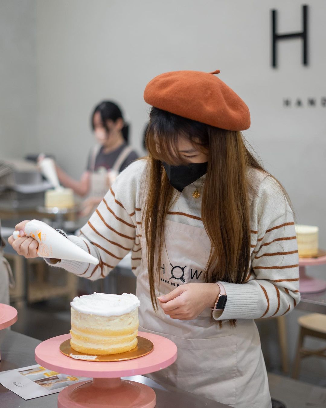Cake Baking Classes & Baking Courses - Baking School – H.O.W. Academy