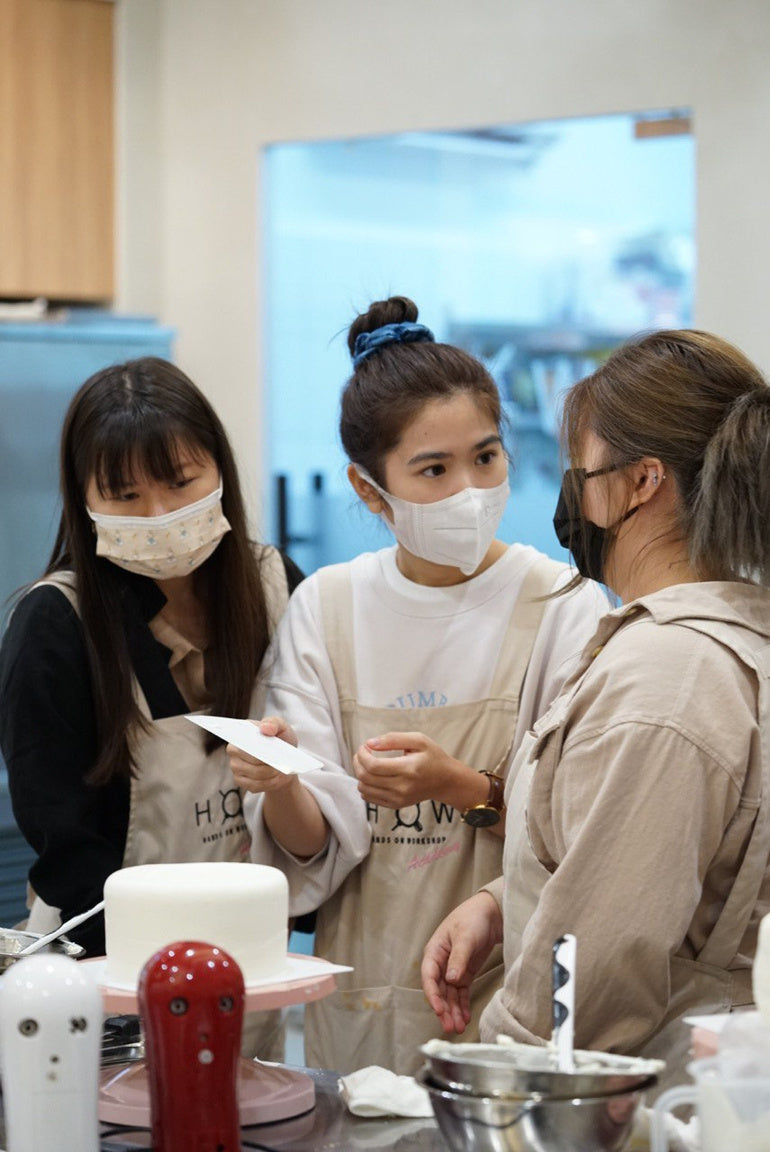 Baking Team Building Group Events & Private Classes – H.O.W. Academy